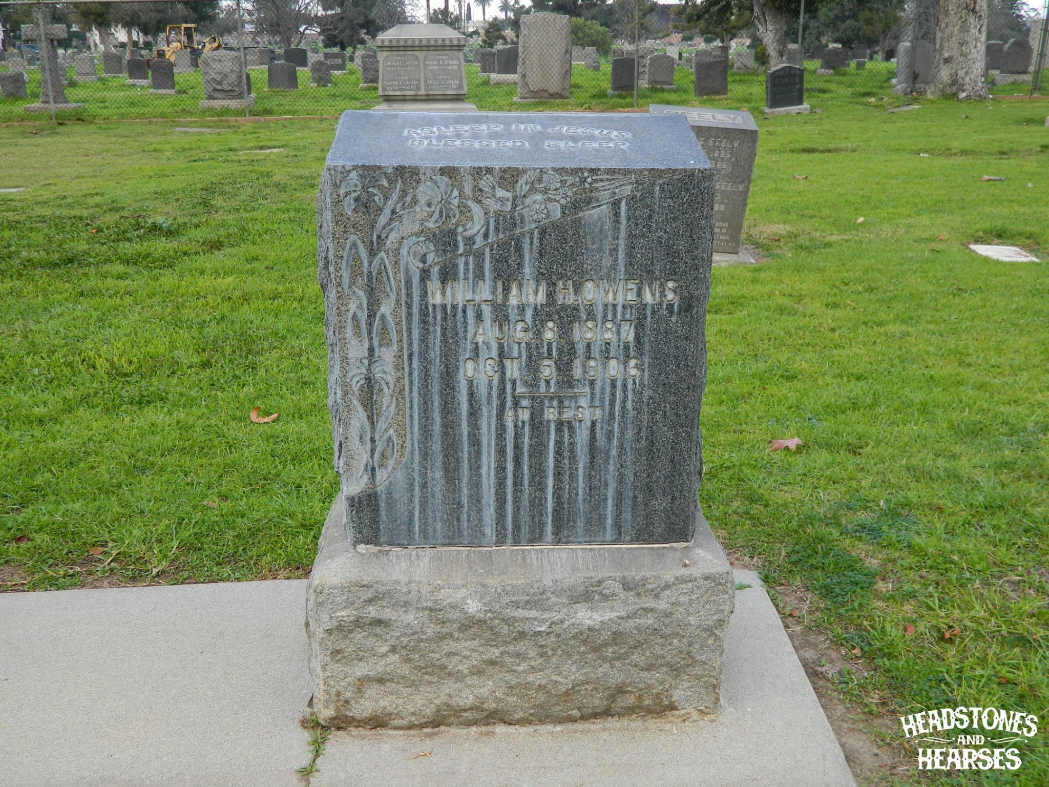 Long Beach Municipal Cemetery – Headstones and Hearses